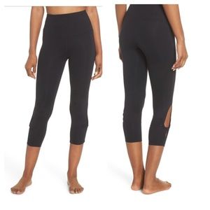 Zella | Pants & Jumpsuits | Nwt Zella Katya High Waist Recycled Crop ...